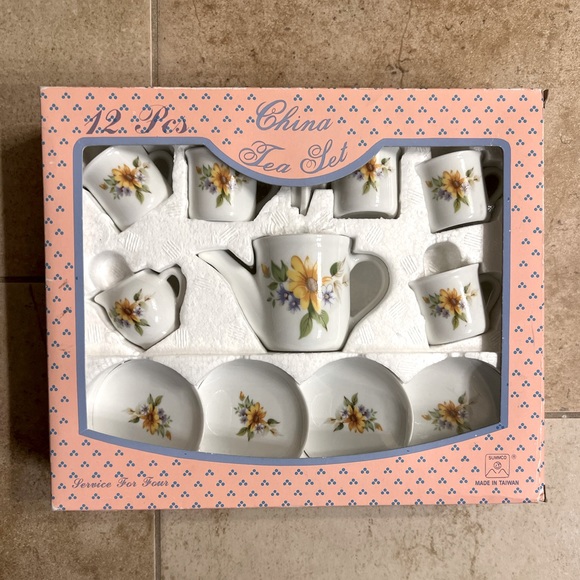 Kitchen | Vintage 12 Piece Mini Tea Set | Poshmark